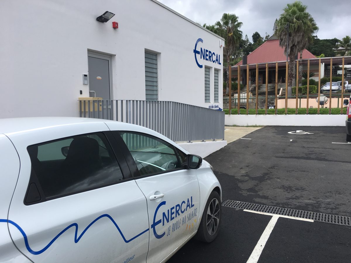 Enercal, 1er développeur de bornes de recharge électrique du territoire ...